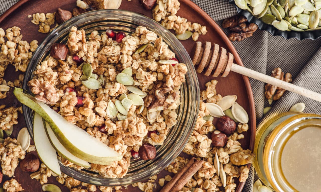 Granola: Alles wat je moet weten over deze populaire ontbijtoptie ...