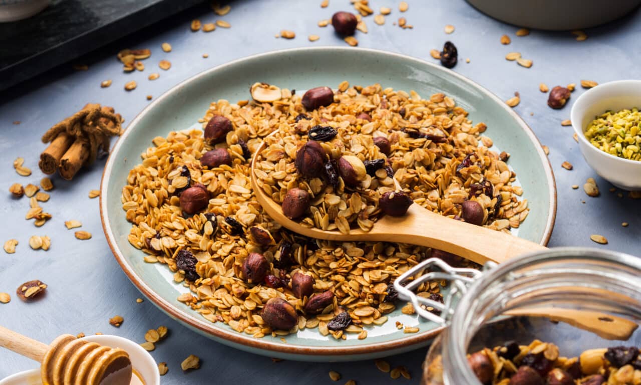 Granola recept: Zo maak je de ultieme gezonde granola - Nutrifoodz