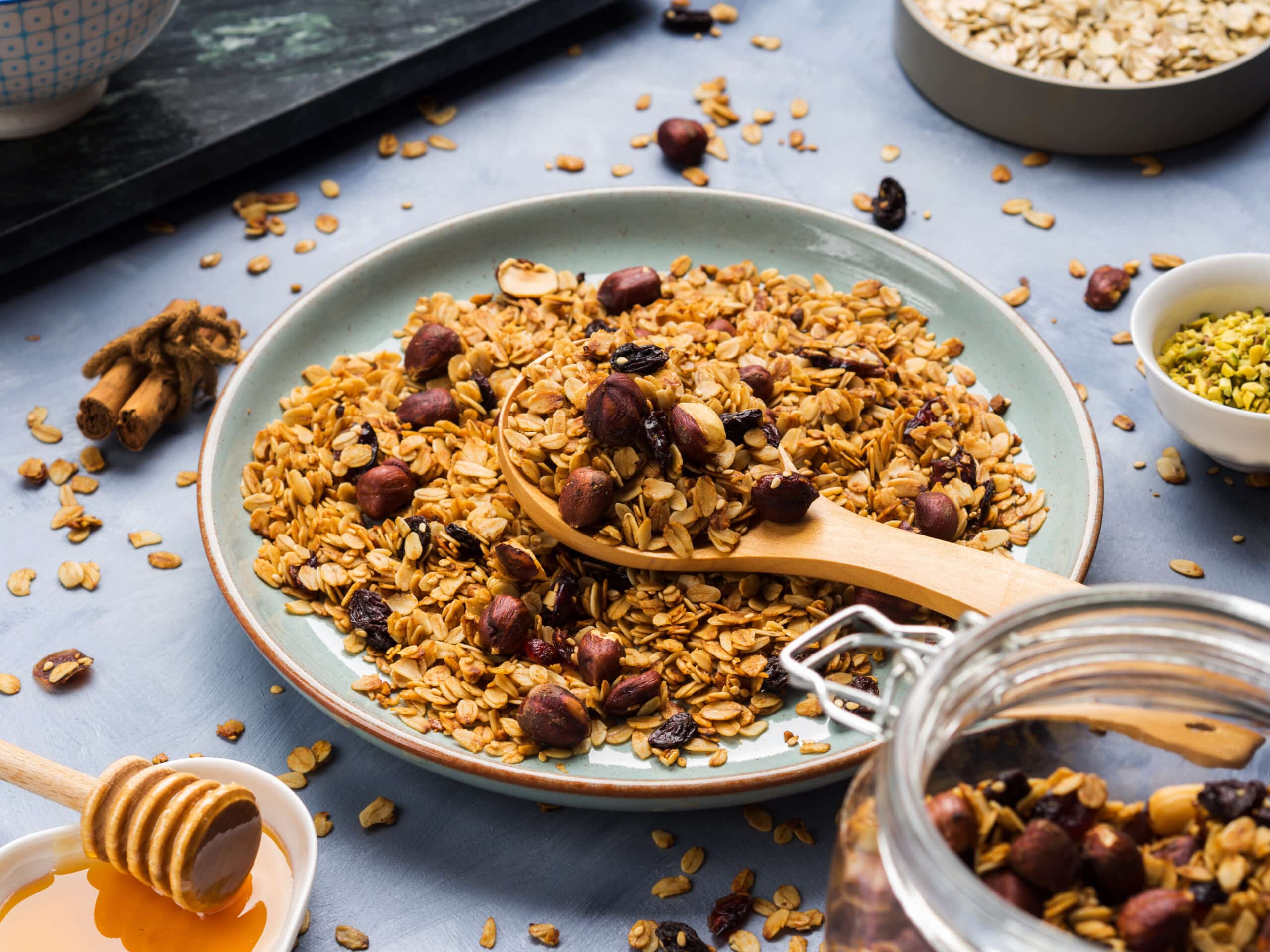 Homemade granola: Waarom dit recept je ochtenden verandert - Nutrifoodz
